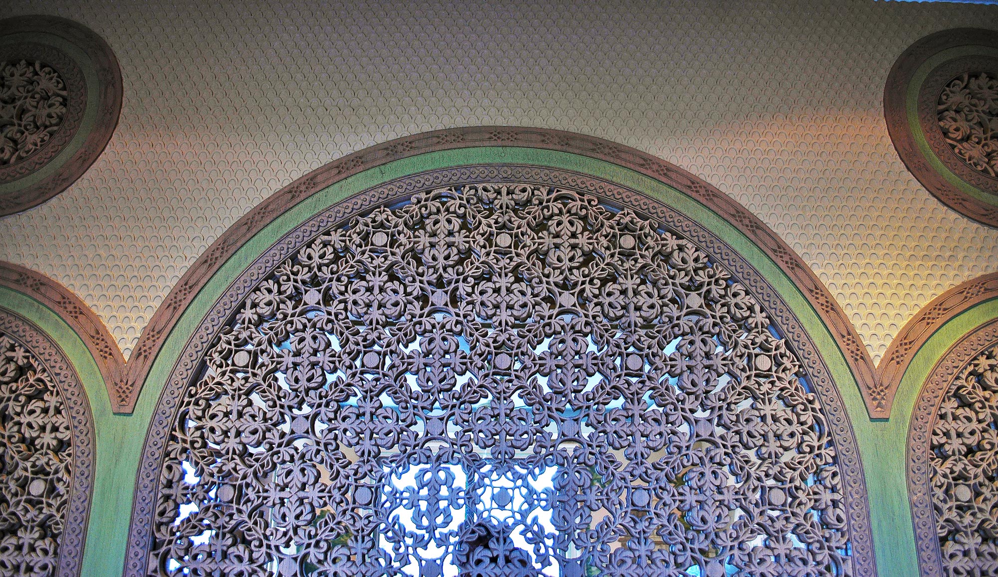 L'esprit moucharabieh en staff · Rouveure Marquez