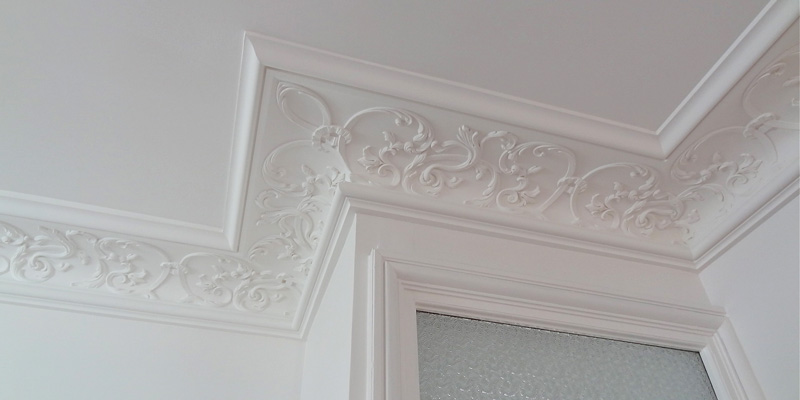 Decorative fibrous plaster motifs : doors and corners · Rouveure Marquez